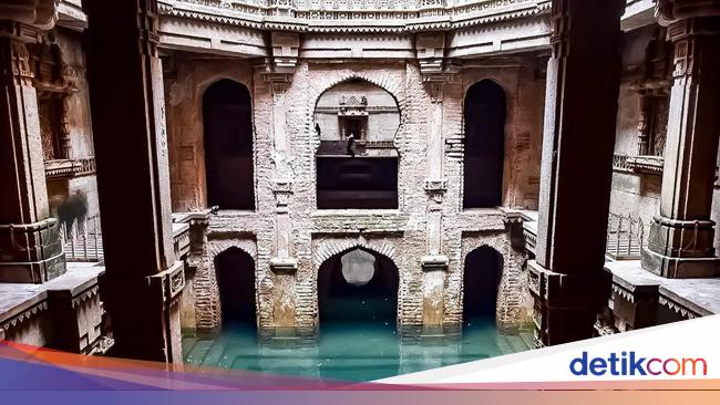 Sumur Paling Mewah Ada di India, Seperti Istana!