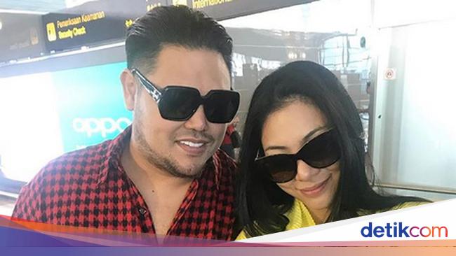 Pesona Pacar Ivan Gunawan, Bunga Jelitha dan Syamsir Alam Makin Mesra