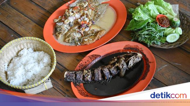 Sedap! Di Sini Ada Gabus Pucung Hingga Sayur Asem Khas Betawi Enak