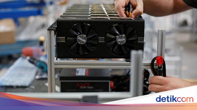 Menengok Mesin Penambang Bitcoin cs Keliling