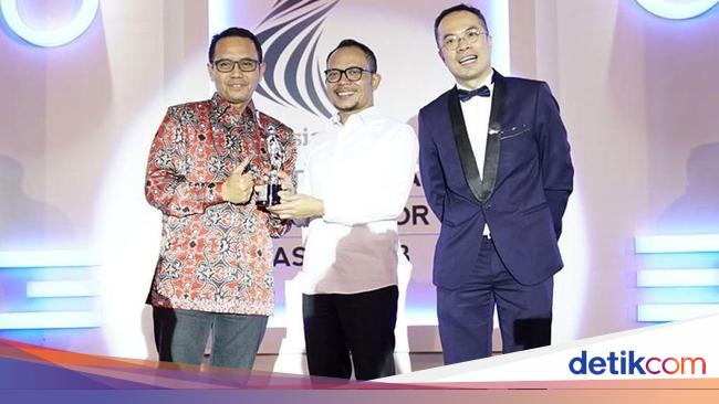 Telkom Raih Predikat Tempat Kerja Terbaik di Asia Telkom Raih Predikat Tempat Kerja Terbaik di Asia