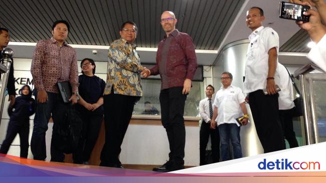 Status Perusahaan Facebook di Indonesia Terungkap!