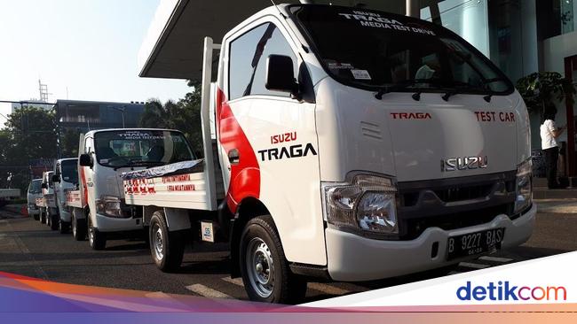 Ini Bedanya Sales Mobil Penumpang dan Mobil Komersial