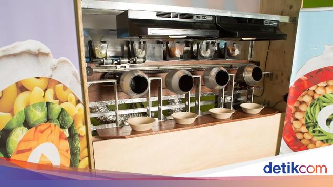 Keren! Makanan di Restoran Ini Dimasak oleh Teknologi Robot Canggih