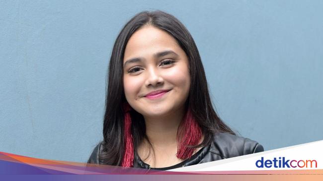Syifa Hadju dan Achmad Megantara Putus?