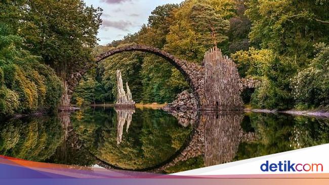 Foto: Jembatan Setan yang Misterius di Jerman