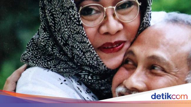46 Tahun Menikah, Ini Potret Mesra Mbak Tutut dan Suami yang Sepi Gosip