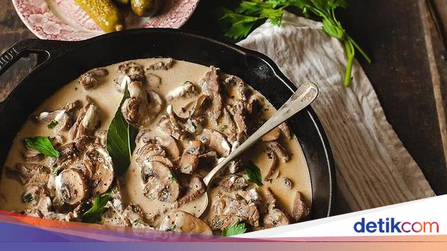 6 Makanan Khas Rusia yang Enak Jadi Teman Nonton Piala Dunia 2018