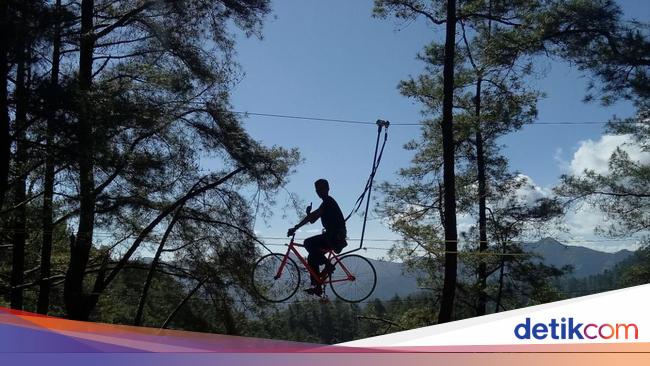 Foto: 'Sepeda Terbang' di Sulawesi Selatan