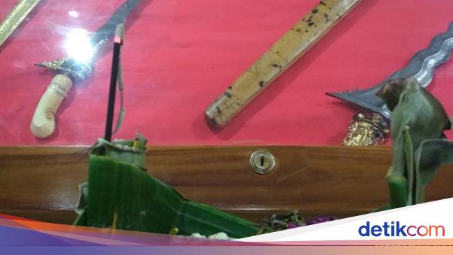 Membedakan Keris Asli atau Replika Ada 'Ilmunya', Seperti Apa?