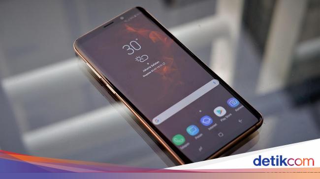 Iklan Samsung Lagi-lagi Ejek iPhone