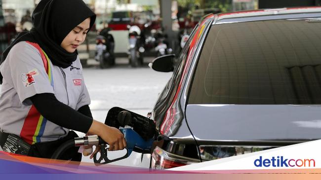 Asyik! Harga Pertamax Cs Turun Mulai Hari Ini