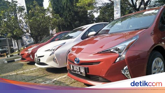 Ini Daftar 6 Kampus yang 'Bongkar' Mobil Toyota