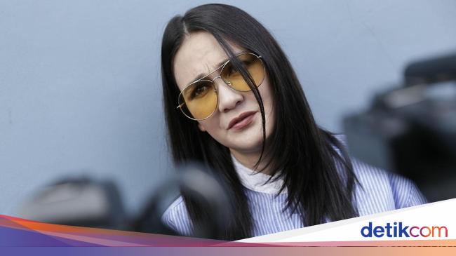 Fix! Reino Barack Akui Putus dengan Luna Maya