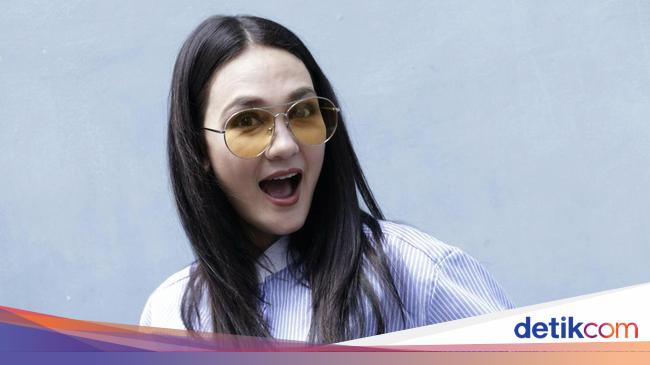 Luna Maya, Kate Middleton hingga Foto Lawas Via Vallen Jadi Sorotan