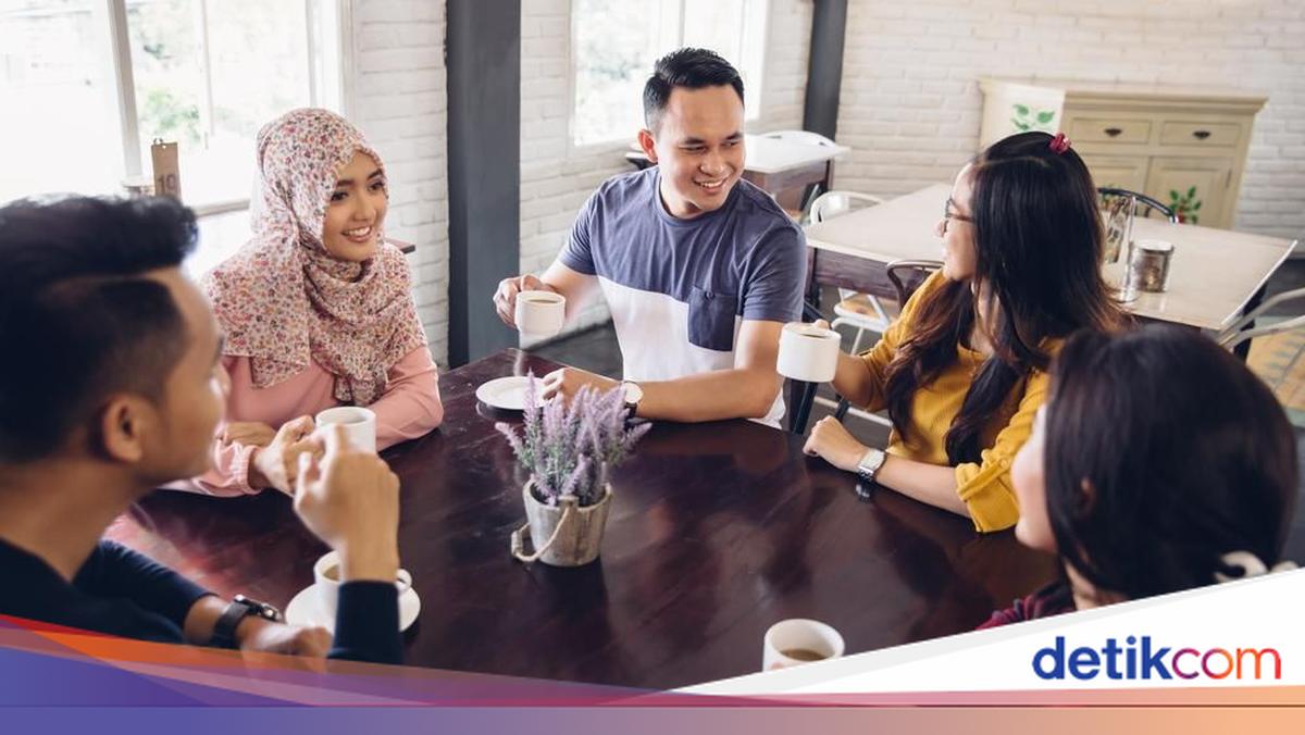 20+ Pantun Sunda Lucu yang Paling Cocok Buat di Tongkrongan