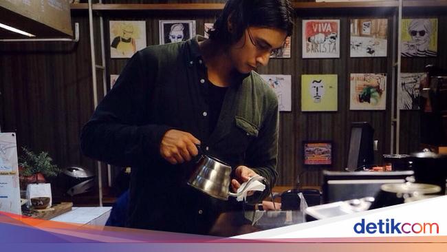 Yuk, Kenalan dengan Daniel Adnan, Aktor Pendatang Baru yang Hobi Ngopi