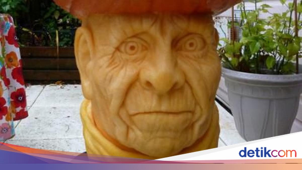 Bikin Takjub! 10 Ukiran Labu Ini Bentuk T-Rex hingga Tokoh Kartun
