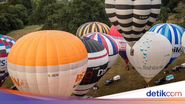 Warna-warni Balon Raksasa di Bristol Inggris