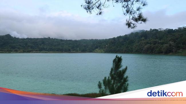 Danau Linow Kebanggaan Sulawesi Utara yang Super Cantik