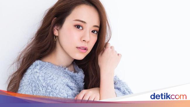 Kenalan dengan Risa, Perawat Cantik yang Jadi Bintang YouTube