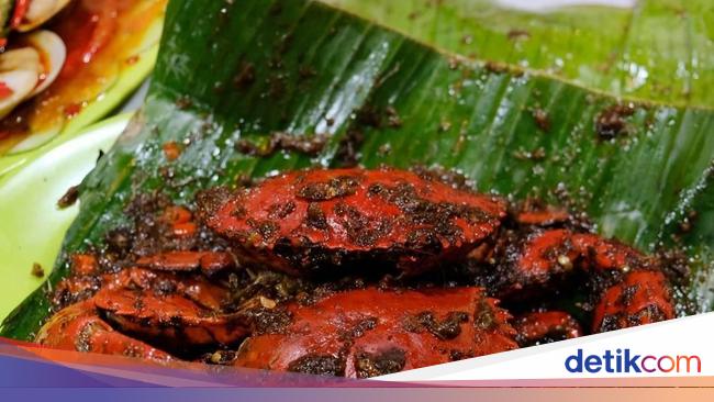 Bikin Ngiler! Siap-siap Tercapit Kepiting Asap yang Menggiurkan