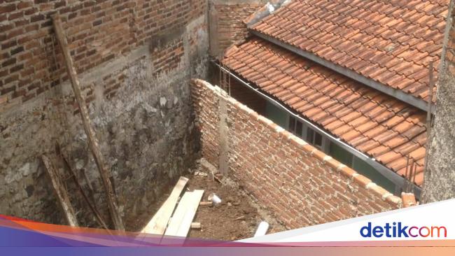 Begini Penampakan Rumah Eko yang Diblokade Tembok Tetangga