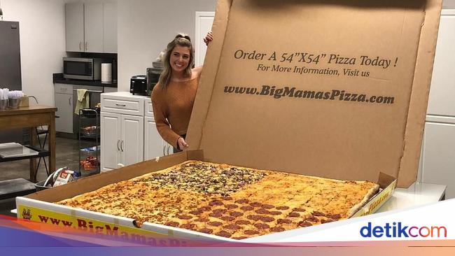 Wah, Pizza Raksasa Ini Bisa Dibeli Lewat Layanan Pesan Antar