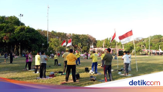 Lapangan Puputan Badung, Tempat Santai Warga Asli Bali