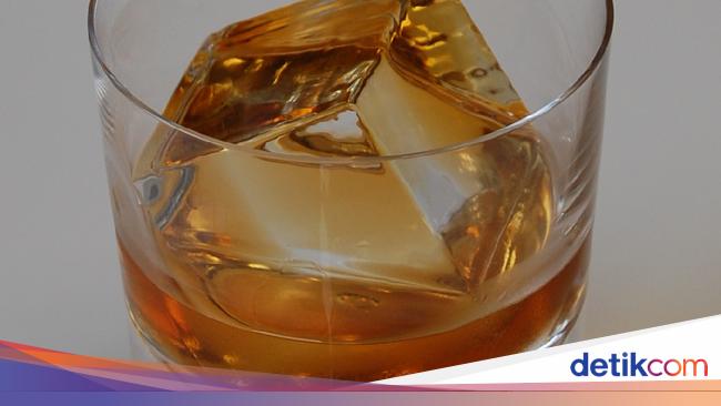 Mau Beli? 50 Cube Es Batu Ini Harganya Rp 4,9 Juta!