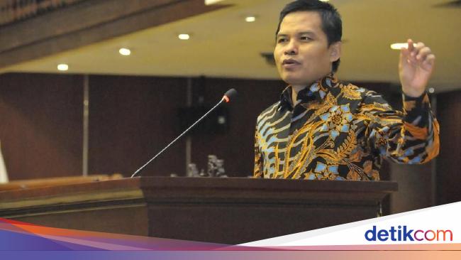 MPR: Peran Guru Penting untuk Penguatan Pancasila pada Anak Didik MPR: Peran Guru Penting untuk Penguatan Pancasila pada Anak Didik