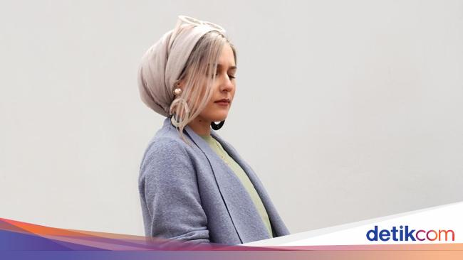 7 Fakta Dina Tokio, Blogger yang Jadi Kontroversi Karena Lepas Hijab