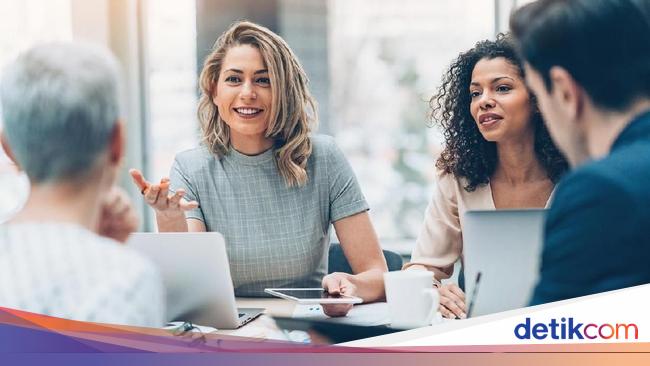 Wiraswasta: Pengertian, Jenis, Contoh, dan Bedanya dengan Wirausaha