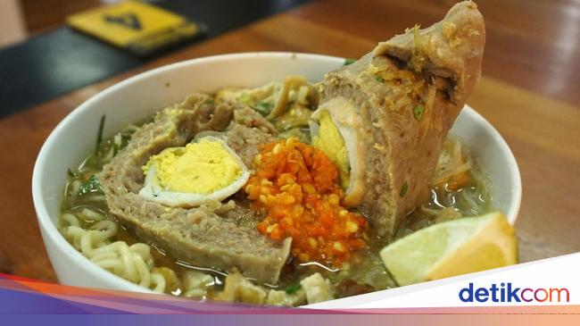 Bakso Kemon : Bakso Sum-sum Super Besar dan Bakso Telur Gunung Ada di Sini