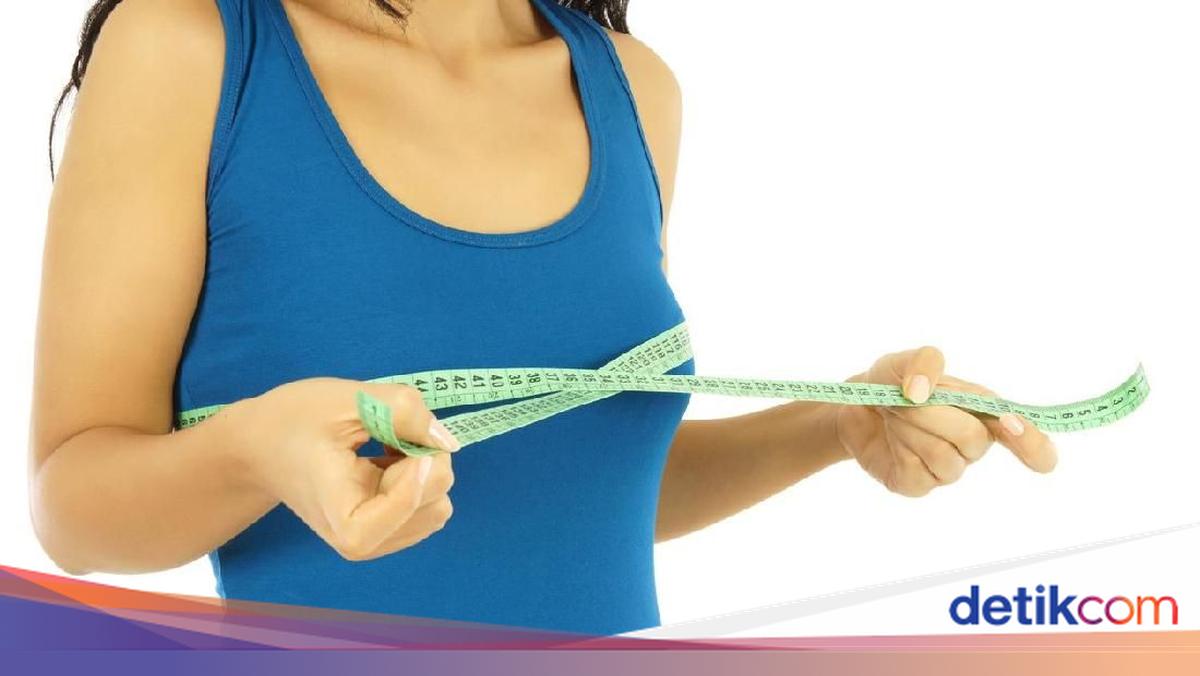 Kala Payudara Wanita Ini Super Besar hingga Membuatnya Sulit Napas