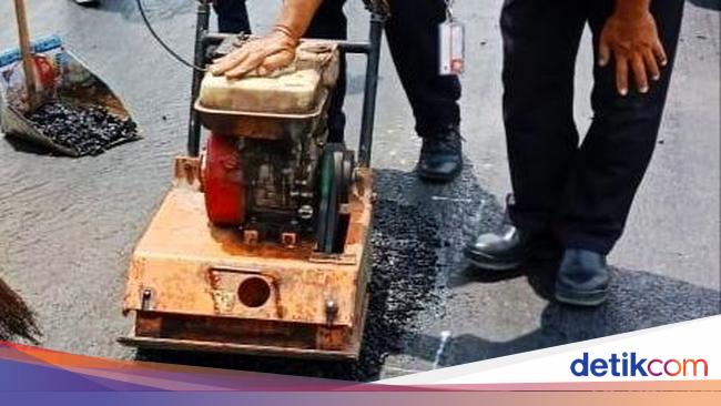 Mengenal Stamper, Fungsi, Jenis dan Cara Menggunakanya