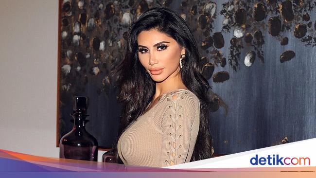 Foto: Liburannya Morgan Osman, Mantan Bartender yang Jadi Model Seksi