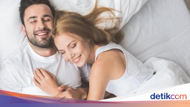 Posisi Bercinta Woman on Top Berbahaya untuk Pria? Ini Penjelasannya