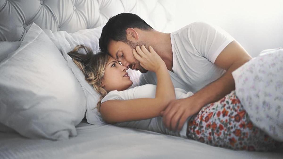 Pasutri Merapat! 5 Tips Foreplay Biar Durasi Bercinta Bisa Tahan Lama