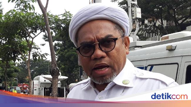 Akun Twitter-nya Retweet Video Porno, Begini Penjelasan Ali Ngabalin