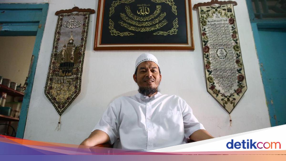 Tonton Kesaksian Guru Ngaji Prabowo Sekarang!