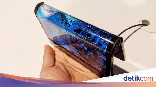 Melihat Lagi Flexpai, Ponsel Layar Lipat Pertama Dunia