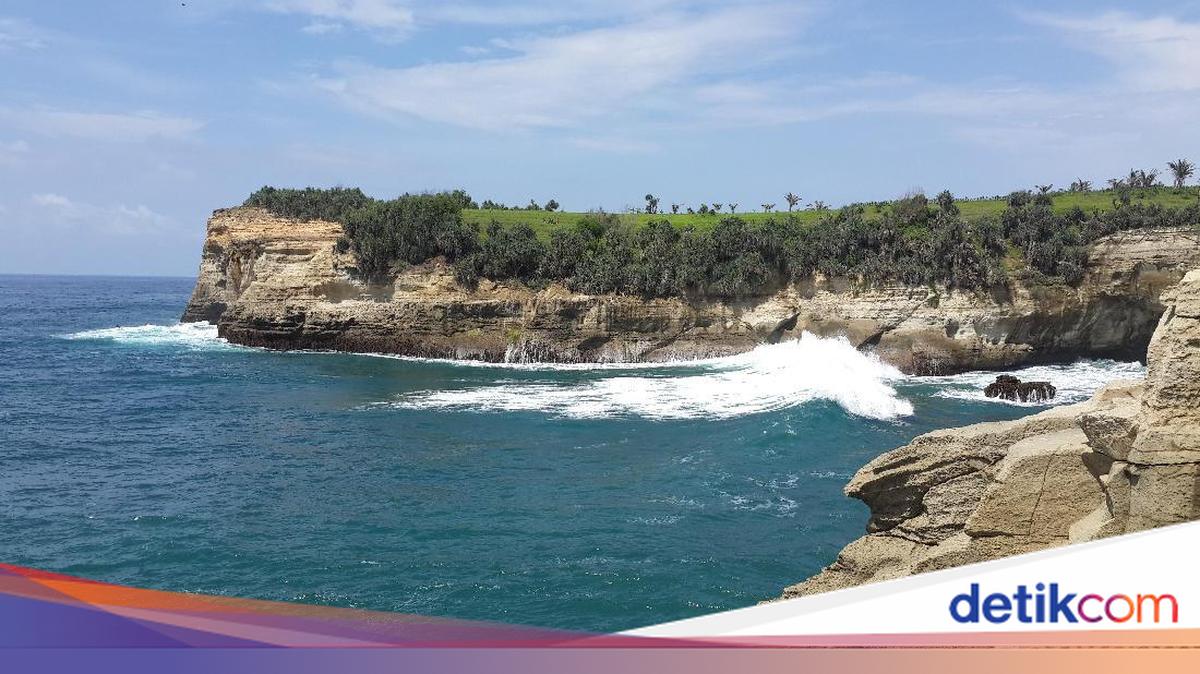 Daya Tarik Pantai Klayar Pacitan, Lokasi, Rute, dan Harga Tiket