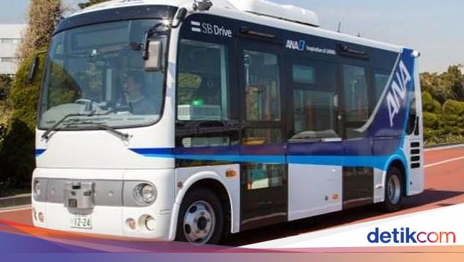 Keren! Jepang Uji Coba Bus Tanpa Sopir di Bandara Haneda