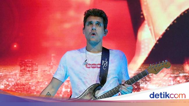 Tiket John Mayer Ludes, Lihat Penampilannya di Atas Panggung Yuk!