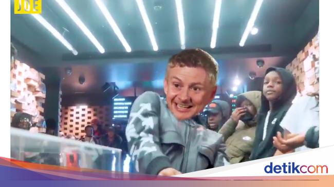 Meme-meme Lucu Soal Arsenal Dilibas MU