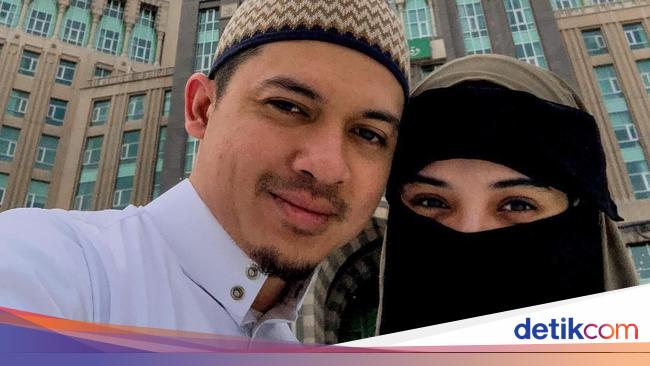 Tahun Lalu Shireen Sungkar-Suami, Sekarang Rezeki Zaskia-Irwansyah Naik Haji