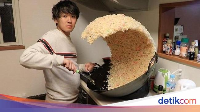 Gara-gara Foto Nasi Goreng Viral, YouTuber Ini Jadi Meme Populer