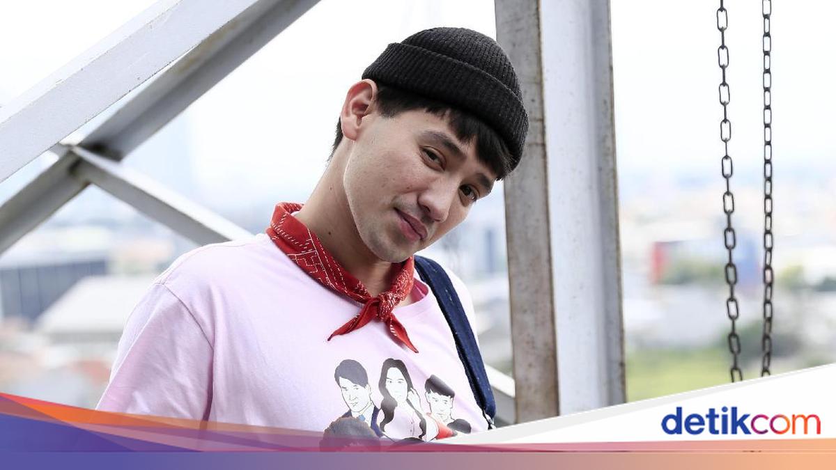 Jadi Papa Muda, Tarra Budiman Merasa Mirip Andrew White