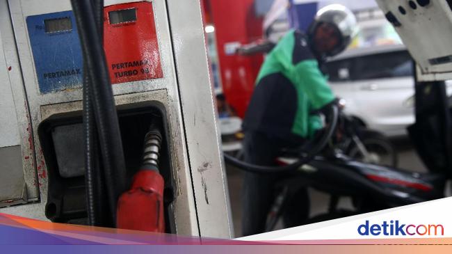 Akhirnya, Pertamax Cs Turun Harga